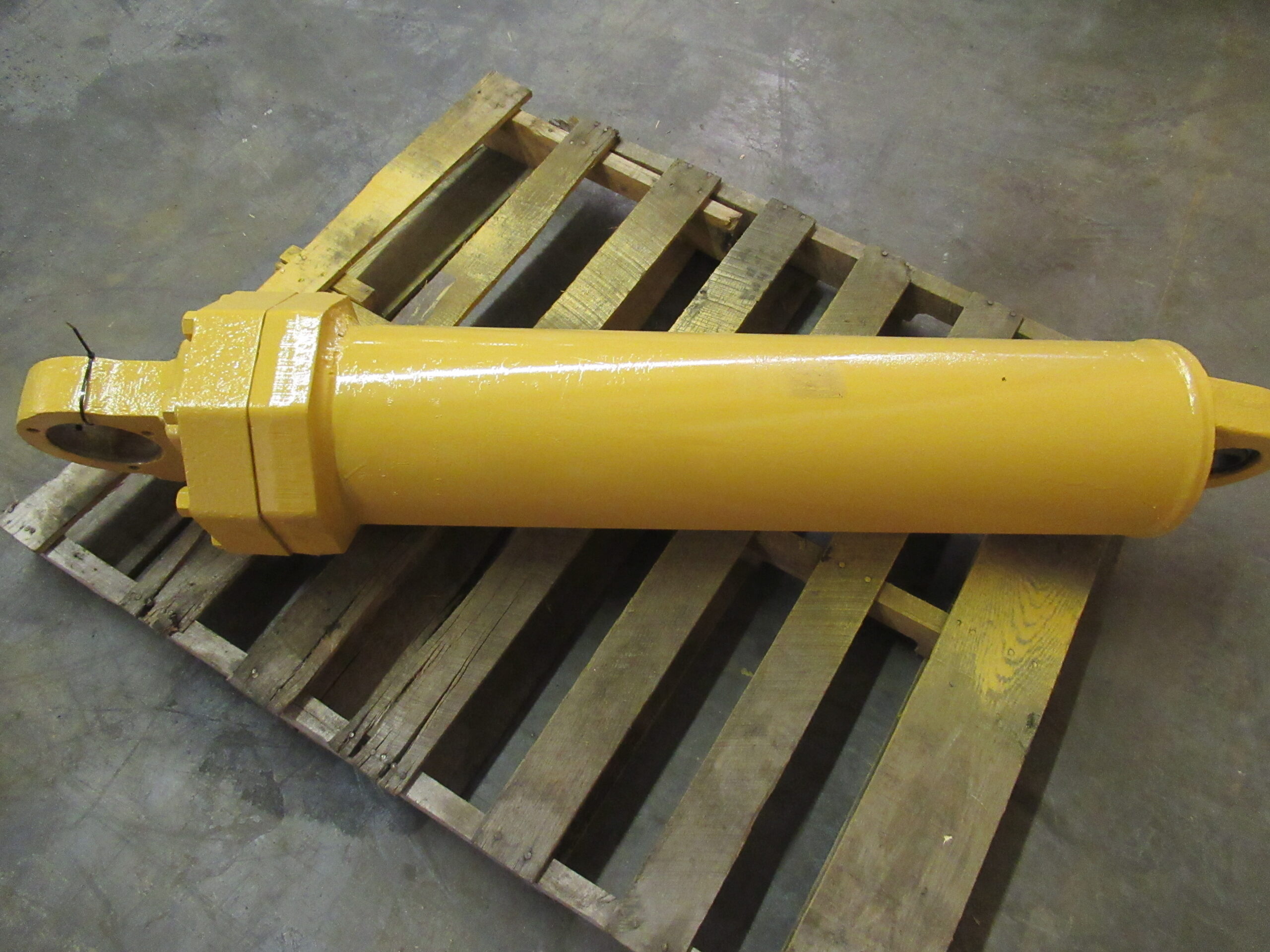 Caterpillar 773E Hoist Cylinder | Part Number: 1455155